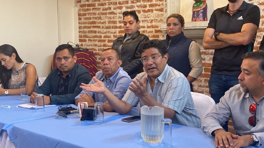 Partido Político VOS interpuso amparo por Aldo Dávila - Canal Antigua