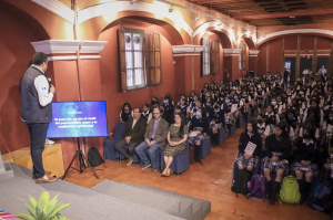 Realizan conversatorio "El paso del sol por el cénit del pensamiento ...