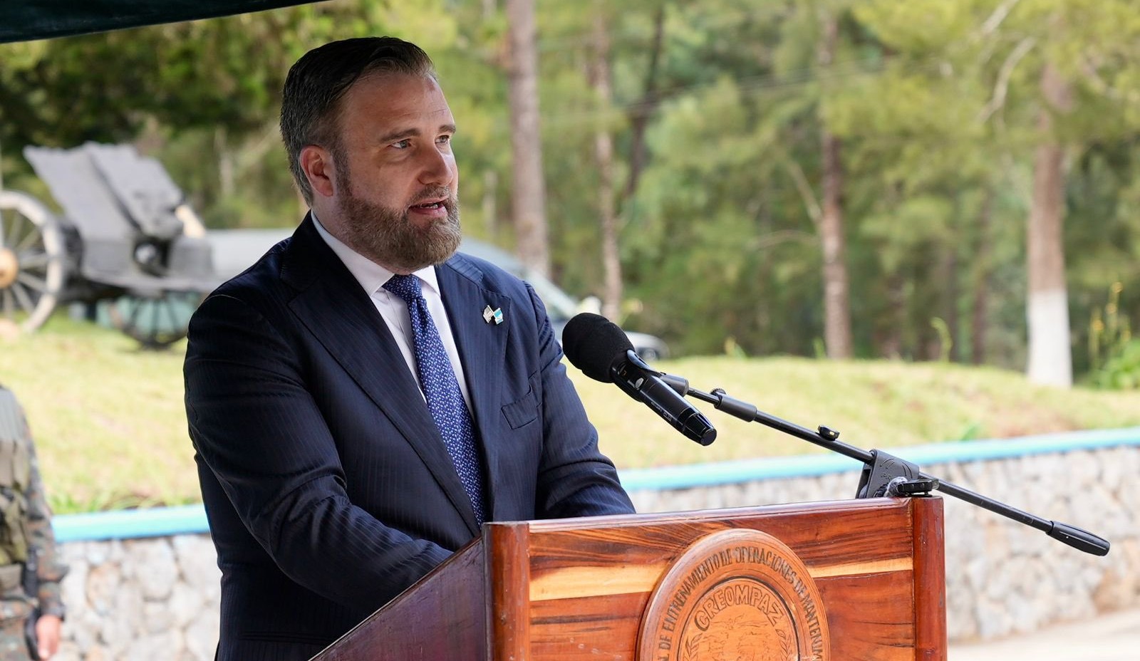 Se despide Tobin Bradley como embajador de Estados Unidos en Guatemala