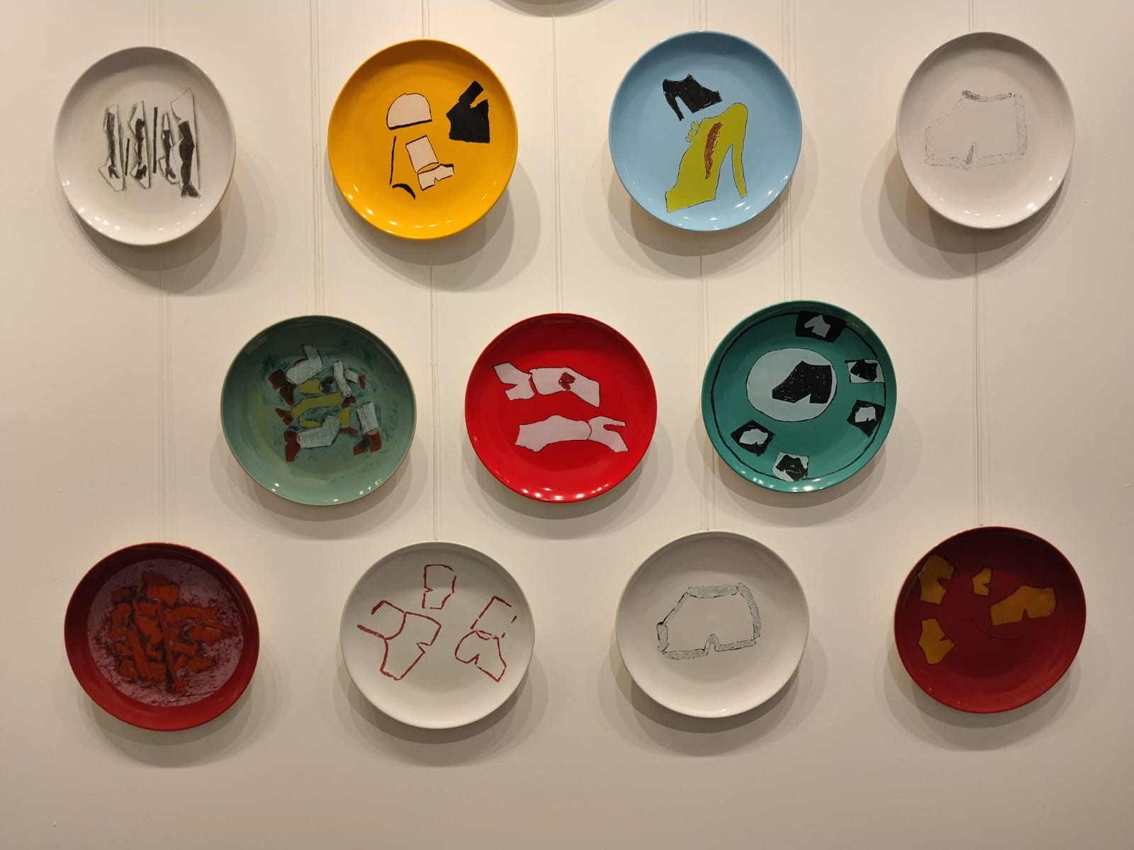 Artista ecuatoriano Enrique Tábara expone colección “Números Sagrados ...